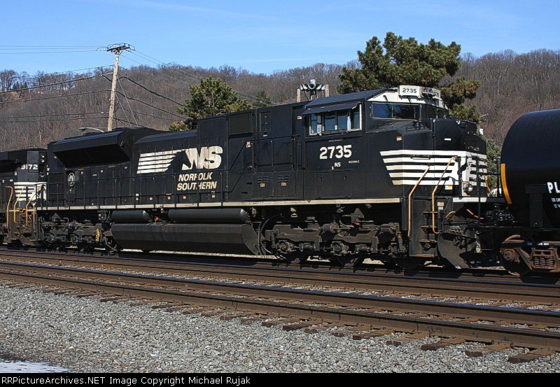 NS 2735